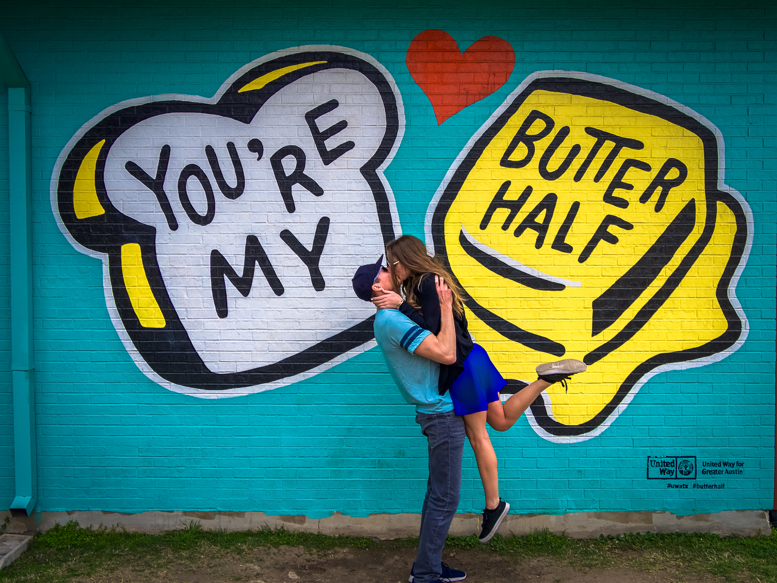 Where to find the 5 most Instagramable walls in Austin – go 4 the globe